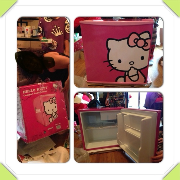 Hello Kitty | Kitchen | Hello Kitty 8 Cubic Ft Compact Refrigerator ...